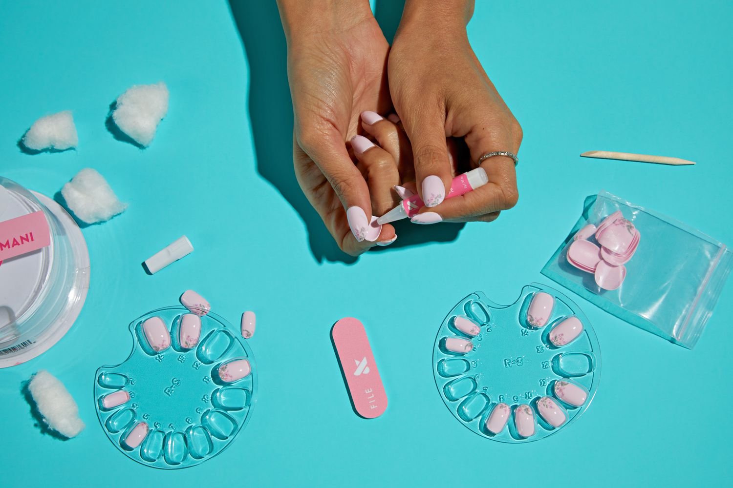 Flawless Application of Press-On Nails: A Step-by-Step Guide - Traveltlk